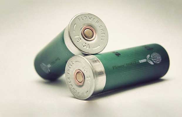 How to Reload 12 Gauge Shotgun Shells in a SURVIVAL Situation - The ...